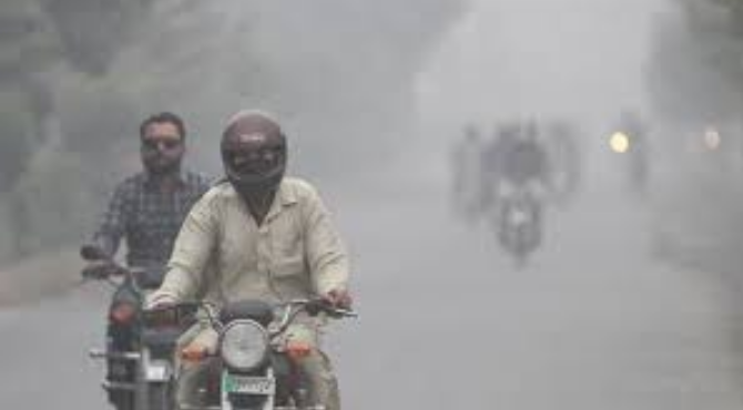 Lahore ranks second on global pollution chart as smog lingers – Nation